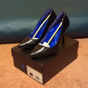 Antonia Saint | Shoes | New Antonia Saint Ny Victoria High Heel Black ...
